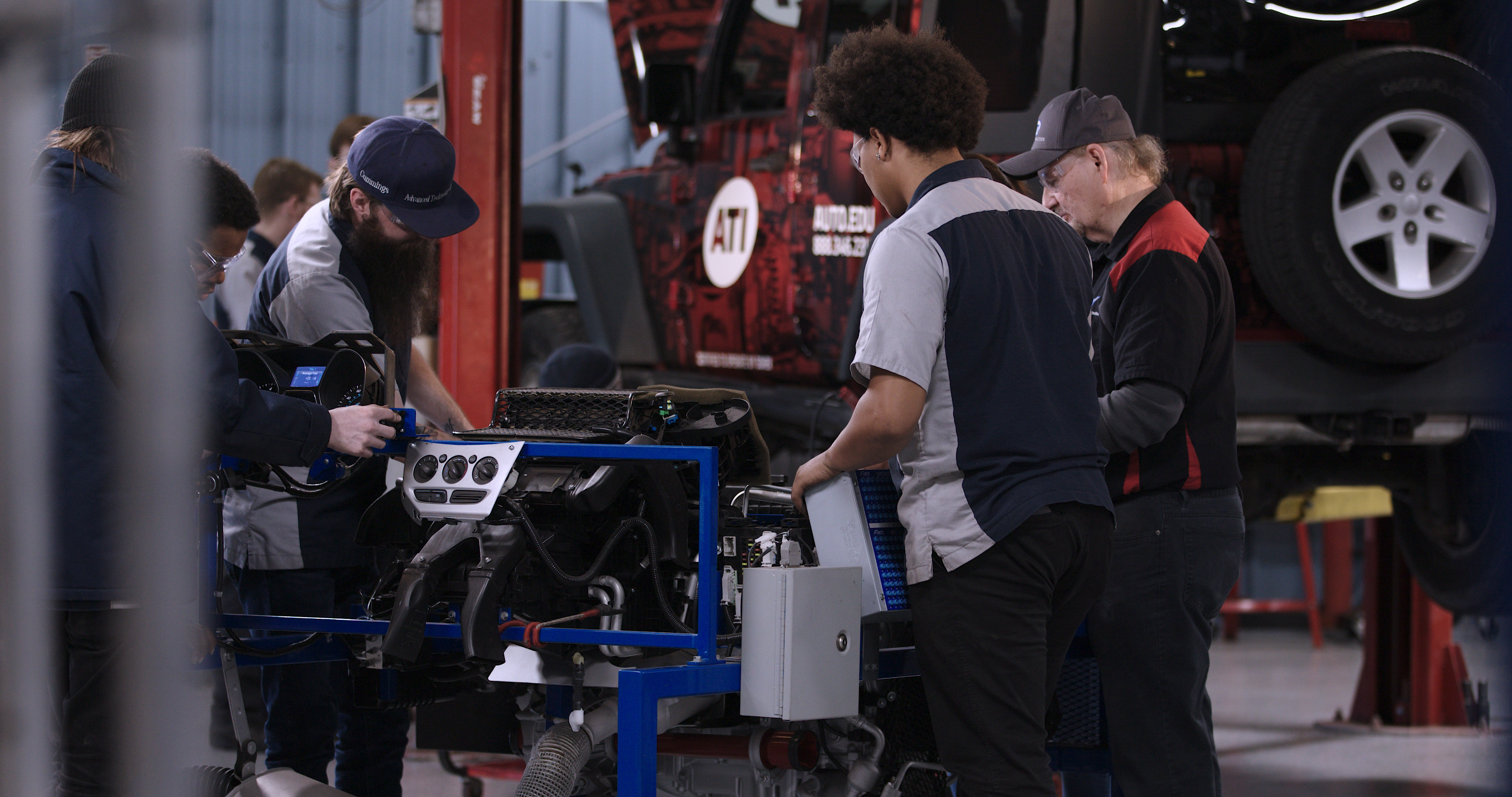 How to Become an Auto Technician